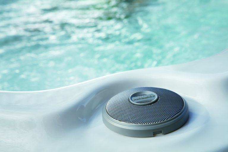 Maximizing the Social Experience: Choosing the Best Hot Tub Features ...